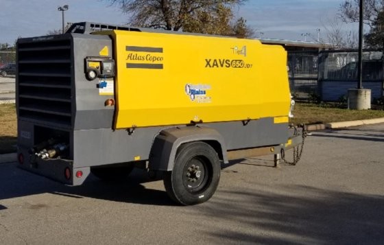 XAVS 650 Portable Compressor For Full Load 2000Rpm Portable